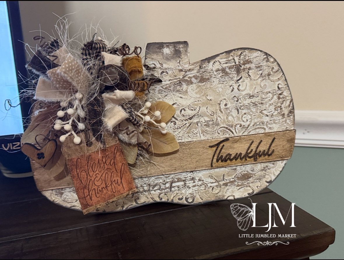 Thankful Pumpkin #181 – Little Jumbled Market